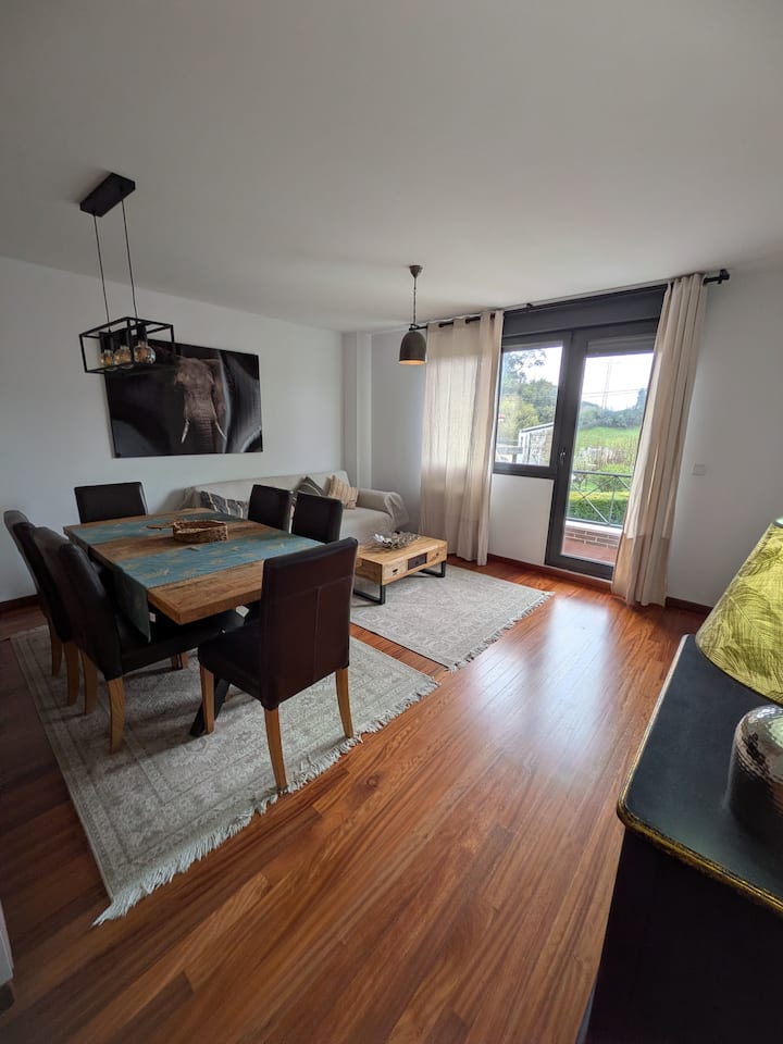 Vivienda Playa De Covachos, Ruta Costa Quebrada - Santa Cruz de Bezana