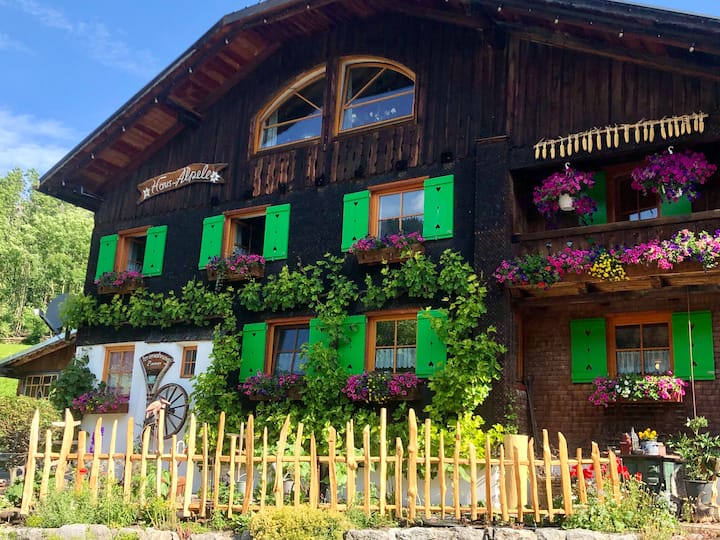 Ferienwohnung Haus ÄLpele - Dalaas