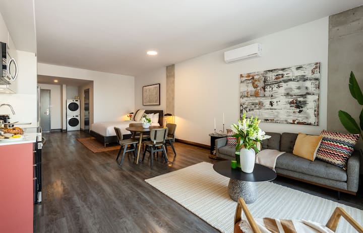 Brésoles Hotel | Studio Avec Balcon - Montreal