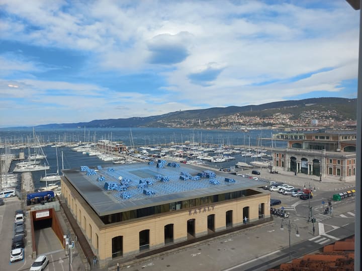 Apartment On The Sea In Downtown - Trieste