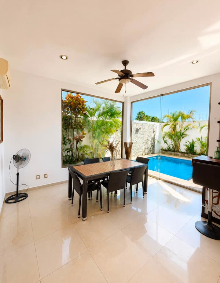 Casa De Lujo Con Alberca Y Céntrica - Cancún