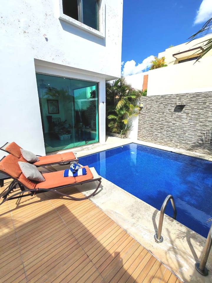 Casa De Lujo Con Alberca Y Céntrica - Cancún