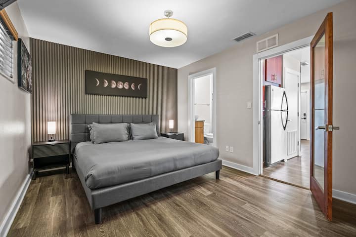 North Hyde Park 1 Bed/1 Bath Private Residence - Tampa, FL