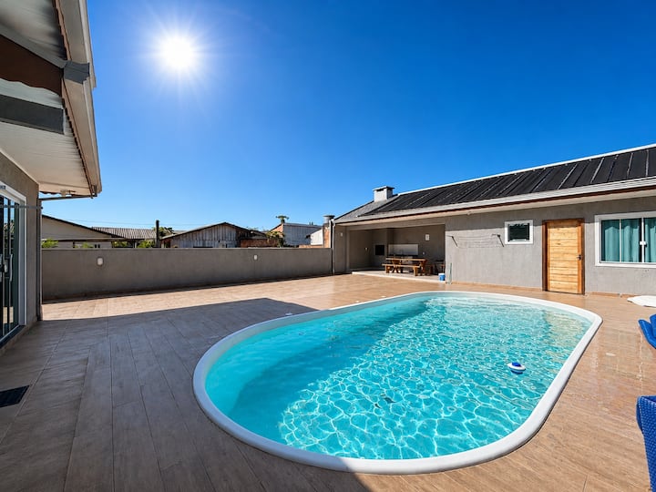 Casa Aconchegante Com Piscina - Guaratuba