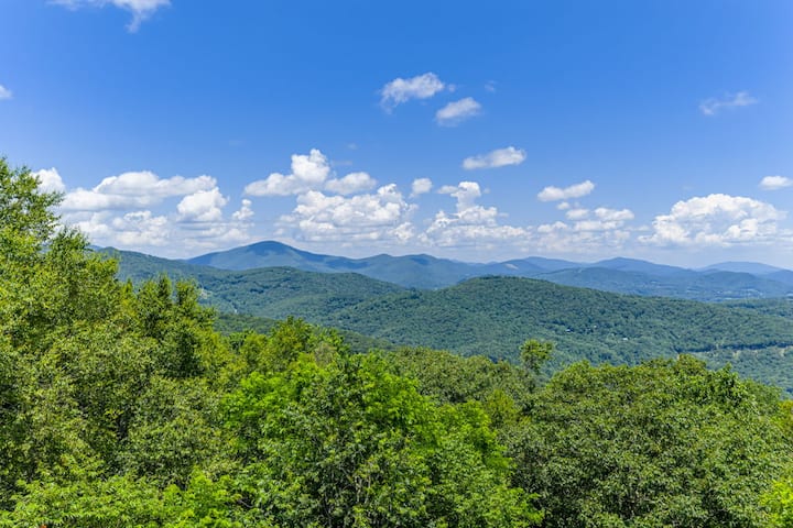 Mountain House With Gorgeous View - Boone, NC