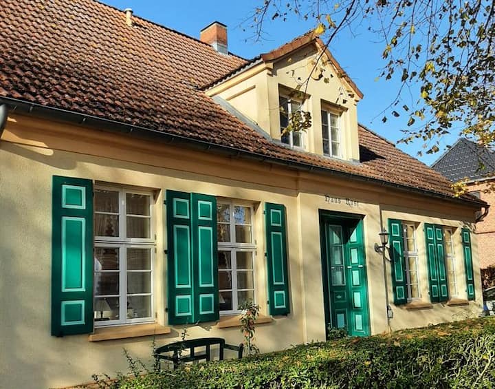 Ferienwohnung"haus Rose" Im Erdgeschoss 
Strandnah - Wustrow