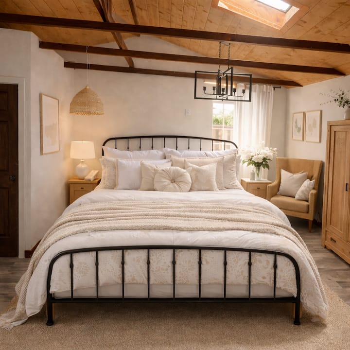 Grange Garden Coastal Cottage - Encinitas, CA