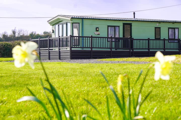 Craig Tudor Bach - Anglesey