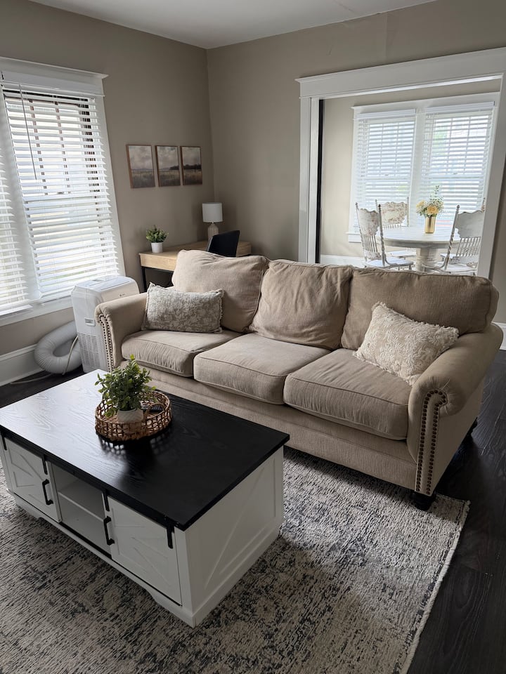 Downstairs Duplex–steps From Chambersburg Hospital - Chambersburg, PA