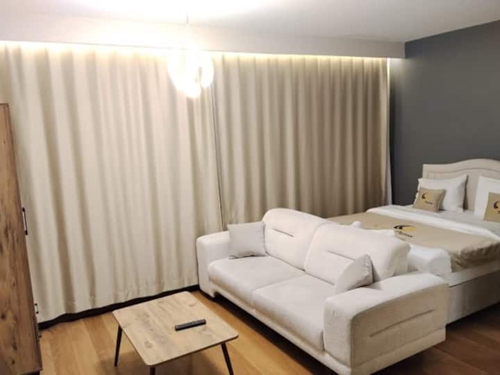 Evinize Hoş Geldiniz  Ev Sıcaklığında Konforlu 1+0 - Sultanbeyli