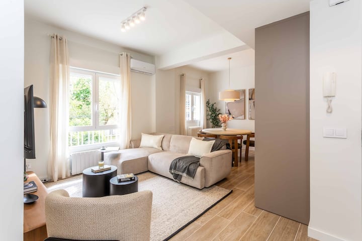 Modern Bright Shelter In Tetuan - Madrid