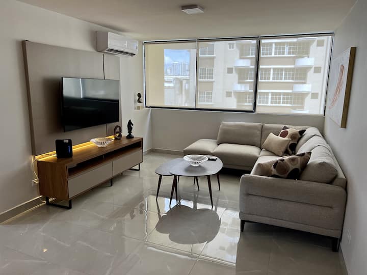 Two Bed Two Bath Beautiful Apartment - Panama