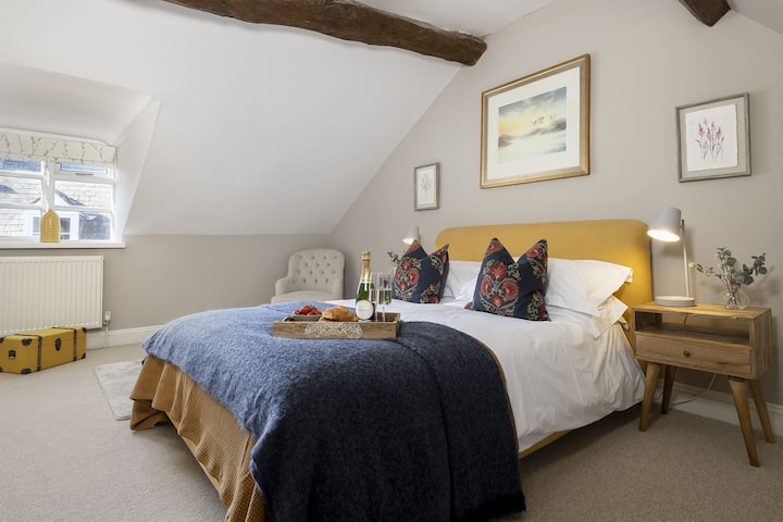 Beautiful Two Bedroom Apartment - The Loft - Moreton-in-Marsh