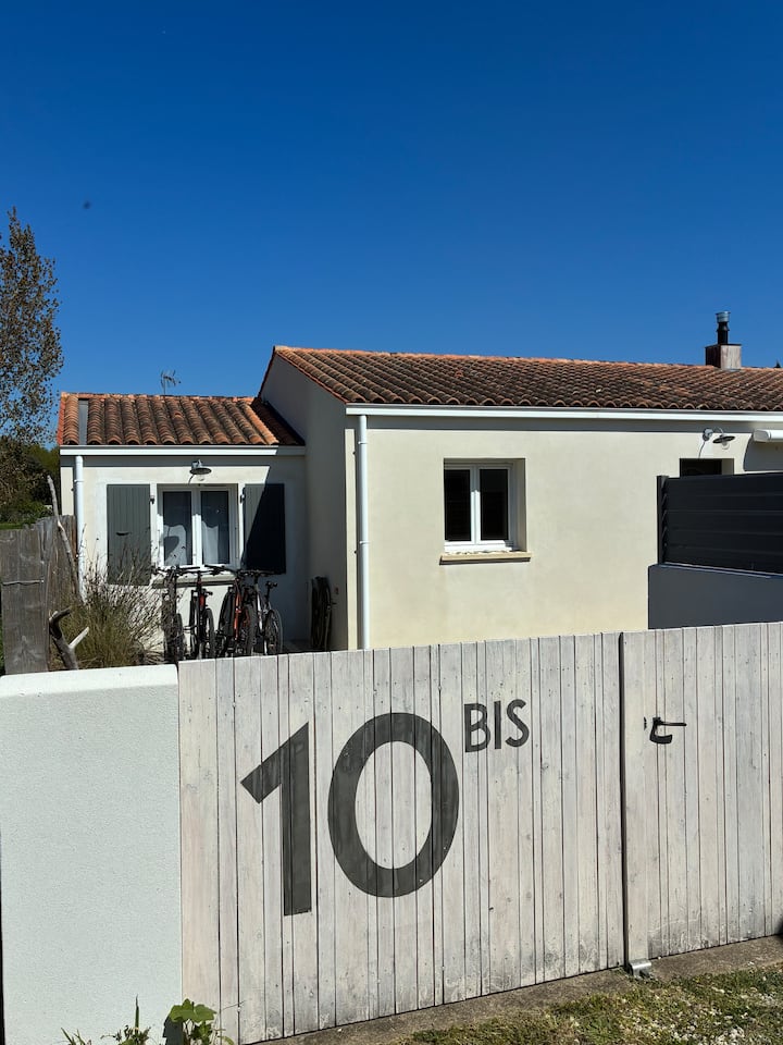 Charmante Maison Entre Plage Et Centre Du Château - Saint-Trojan-les-Bains