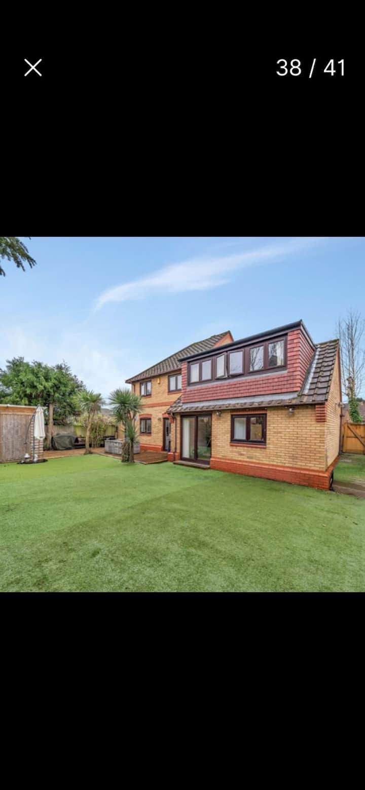 Detached House Penylan - Cardiff