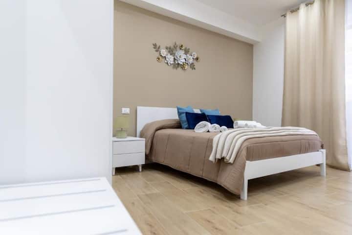 Camera Tripla Con Balcone - Terrasini