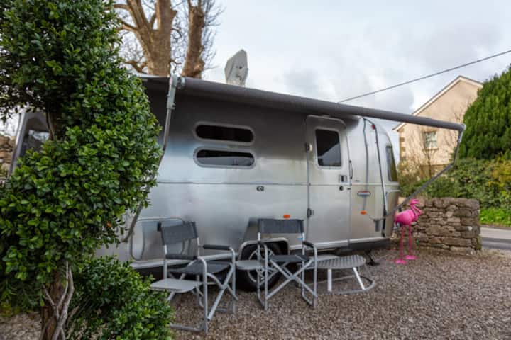 Lizzy's Airstream Escape - Ingleton