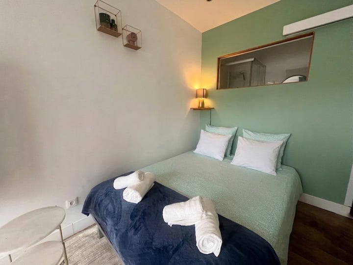 Petit Cocon Avec Terrasse Privée - Saint-Barthélemy-d'Anjou