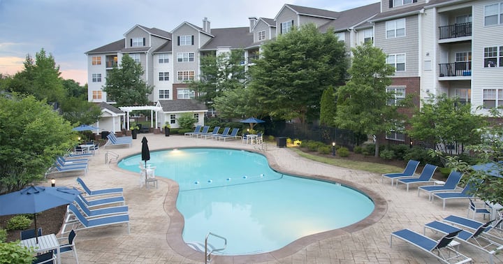 World Cup Basecamp | 2br Near Boston - Lake Quannapowitt, MA