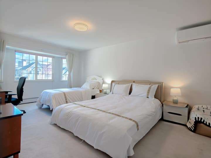Private 2 Beds Room With Ensuite Near Skytrain - Delta