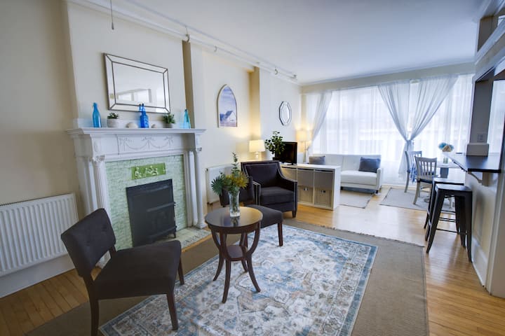 Navigate Stays Portland Maine Arts District Gem! - Portland, ME