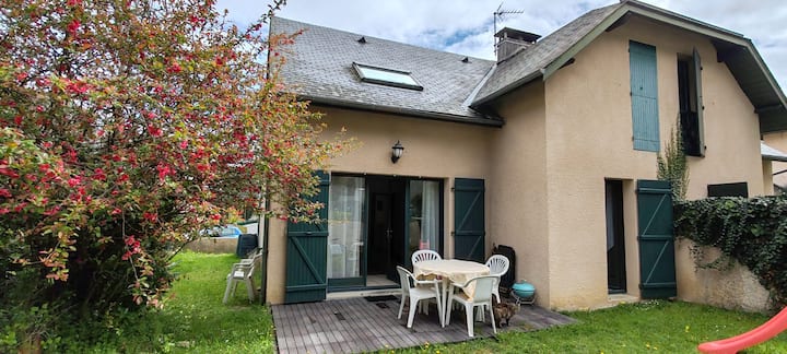 Maison Calme Avec Jardin | Familles Et Nature - Bagnères-de-Bigorre
