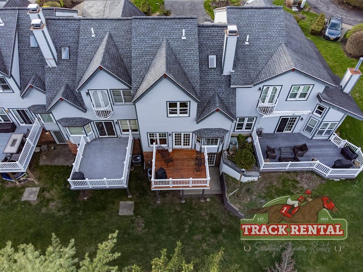 Waterfront Living Near The Track! - Saratoga Springs, NY