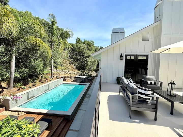 Views + Pool, Spa & Game Room  |  6 Min To Plaza - Sonoma, CA