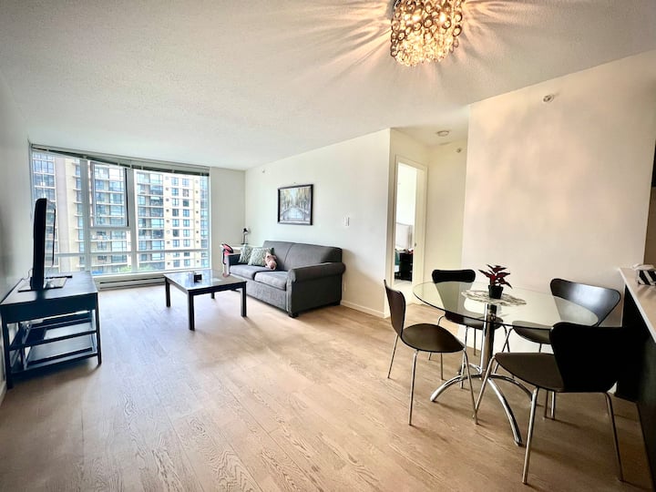 Warming And Cozy 2b2b Close To Richmond Center - Richmond