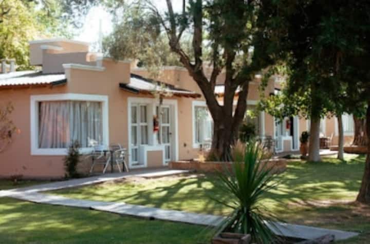 Cómodo Y Seguro - 聖拉菲爾