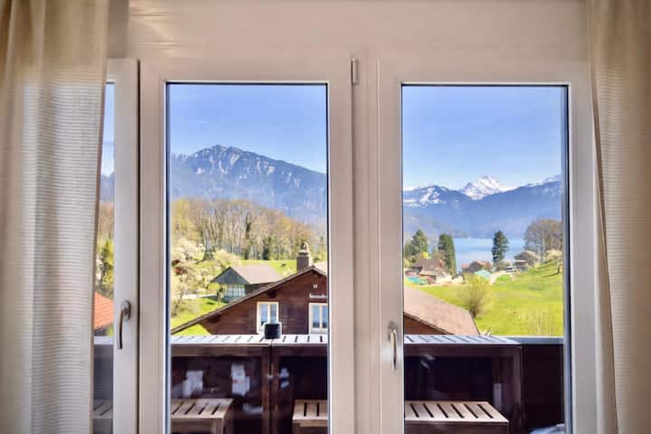 Two Private Apartments - Lake & Alp View - Parking - Thun