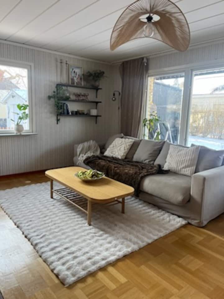 Familjevilla I Sunnersta - Nära Slu, Bad Och Natur - Uppsala