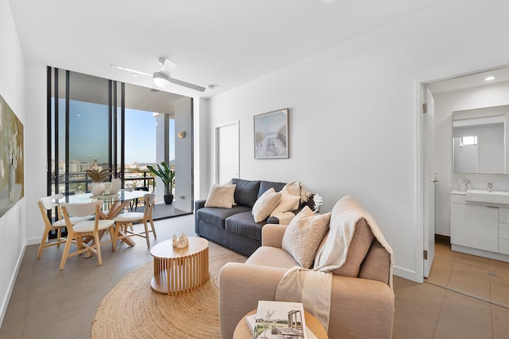 Penthouse Sleep 6 | Cbd Views + Resort + Games - Brisbane