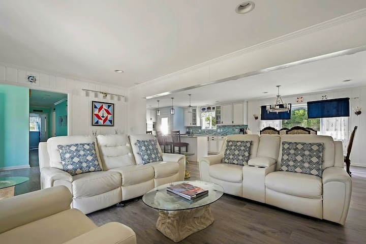 Rehoboth Beach Spacious House W/private Pool, Hot - Dewey Beach, DE