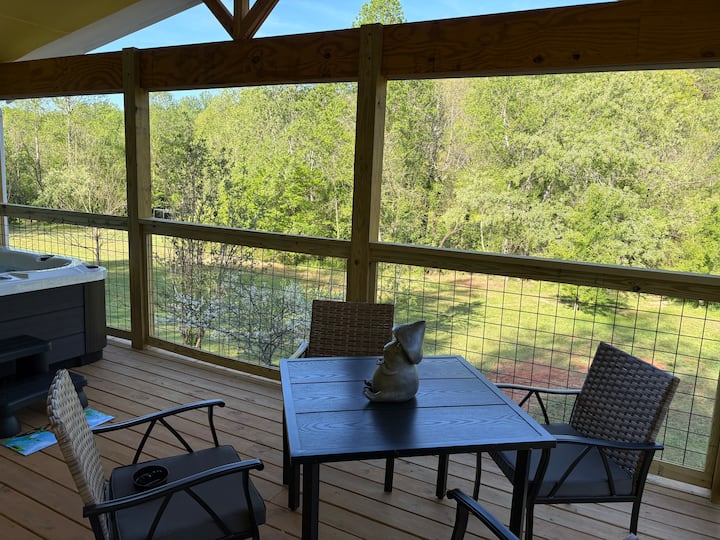 Lilypad On The Creek In Dahlonega With Hot Tub - Dahlonega, GA