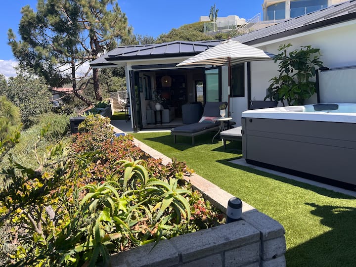 Ocean View Casita Laguna Beach | 30-90 Day Stays - Laguna Beach, CA