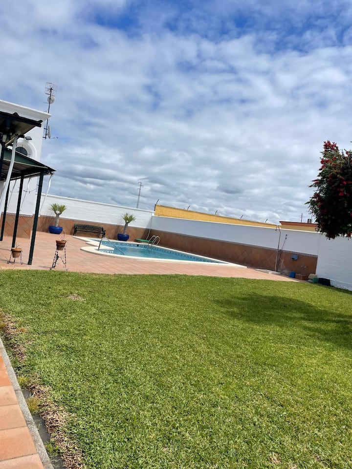 Casa Independiente Con Piscina Privada - Chipiona