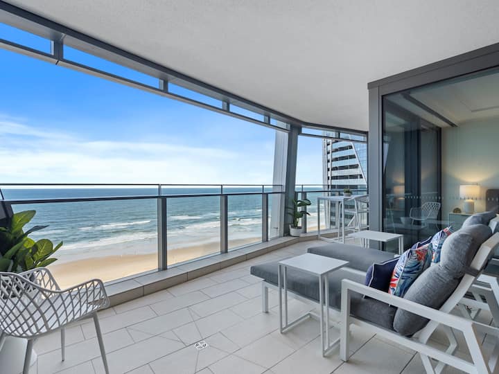 Coastal Elegance | 1br At Jewel North | Pool - Broadbeach
