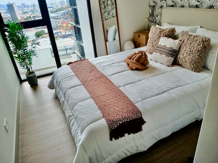 Apto. Seguro, A/c, Piscina, Vista Al Atardecer - San José