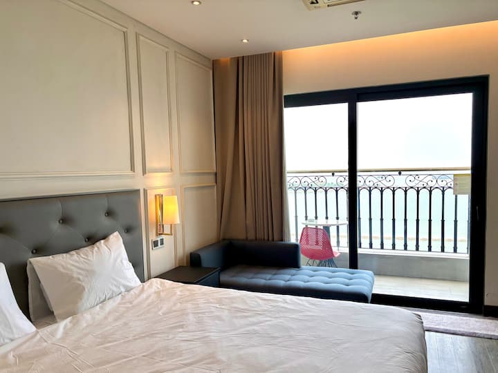 Golden Bay 5* Sea View Studio - Đà Nẵng