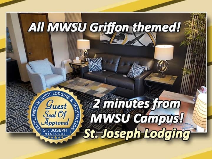Griffon Retreat For Mwsu Fans! 2-bedroom Property - Saint Joseph, MO