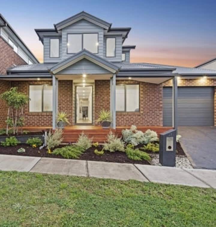 “Spacious 4br Retreat Near Sunbury Township” - Sunbury