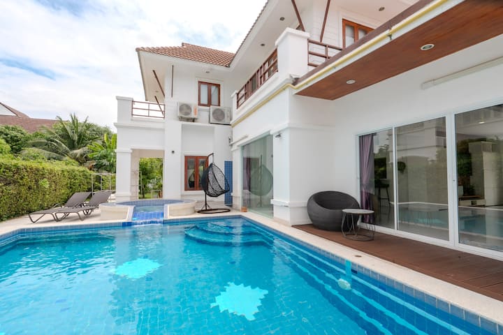 Cozy Luxury Villa 4br • Work Space • Near Beach - Hua Hin