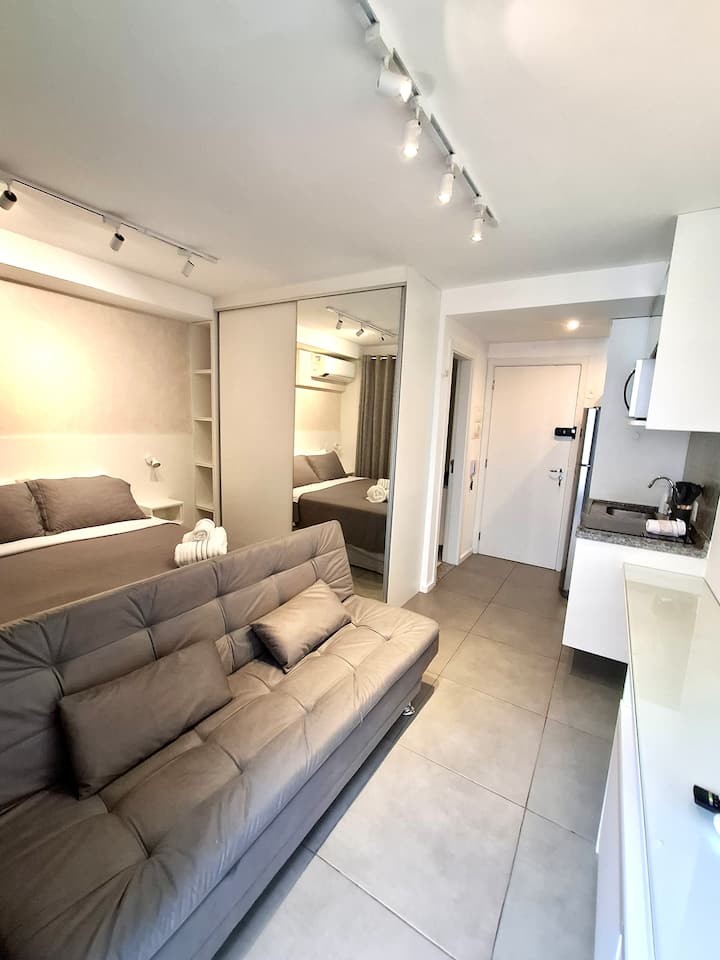Apartamento | Bairro Liberdade | Ar Condicionado - Brasil