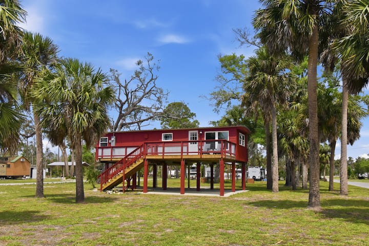 Nordic Tide Retreat - Home In Steinhatchee Florida - Steinhatchee, FL