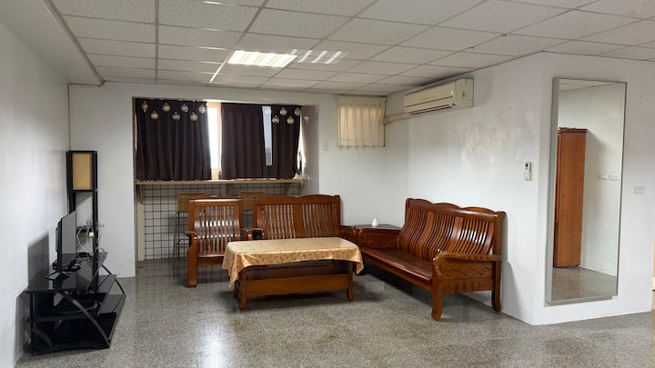 《高樓層近梧棲鬧區》
《小清新風住所》 - Daya District