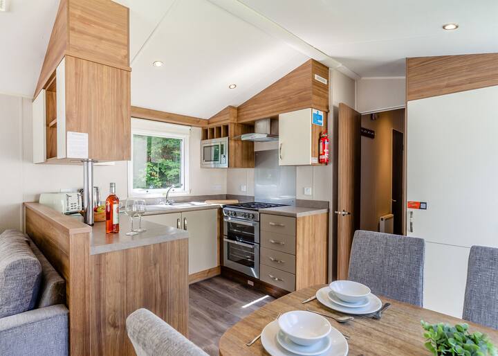 Silver Premium, Parking, Decking & Sea View P - Newquay