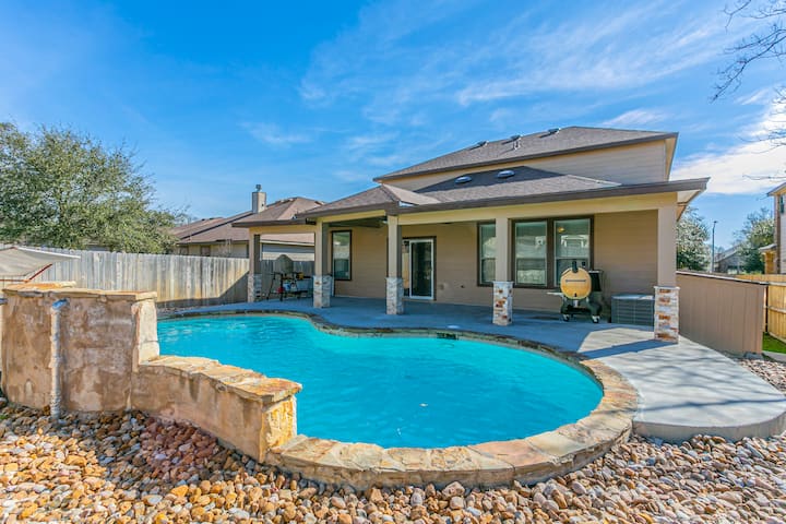 Poolside Paradise Near Lake Belton - Temple, TX