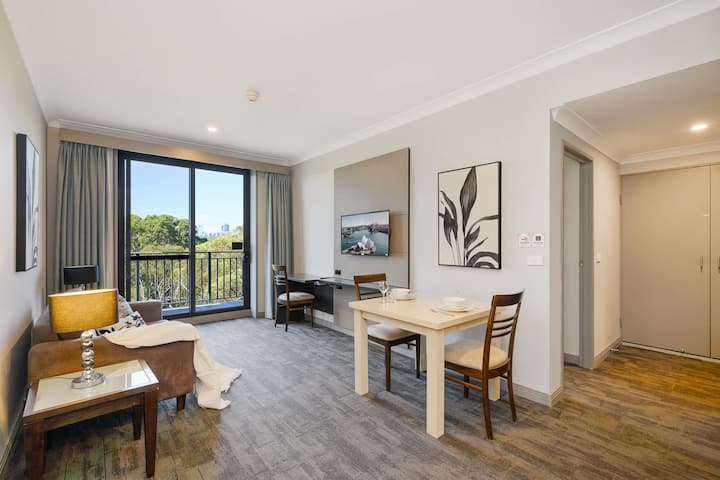 Stylish 1br Macquarie Park With Parking Near Metro - Ryde