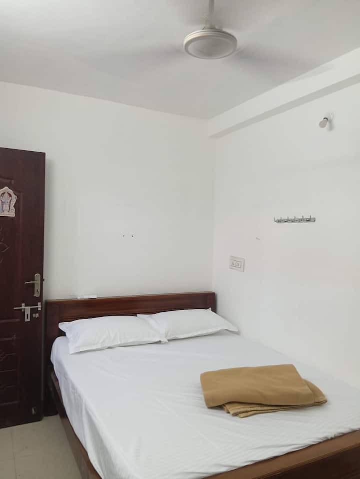 Kumaran Residency Tiruchendur - Thiruchendur